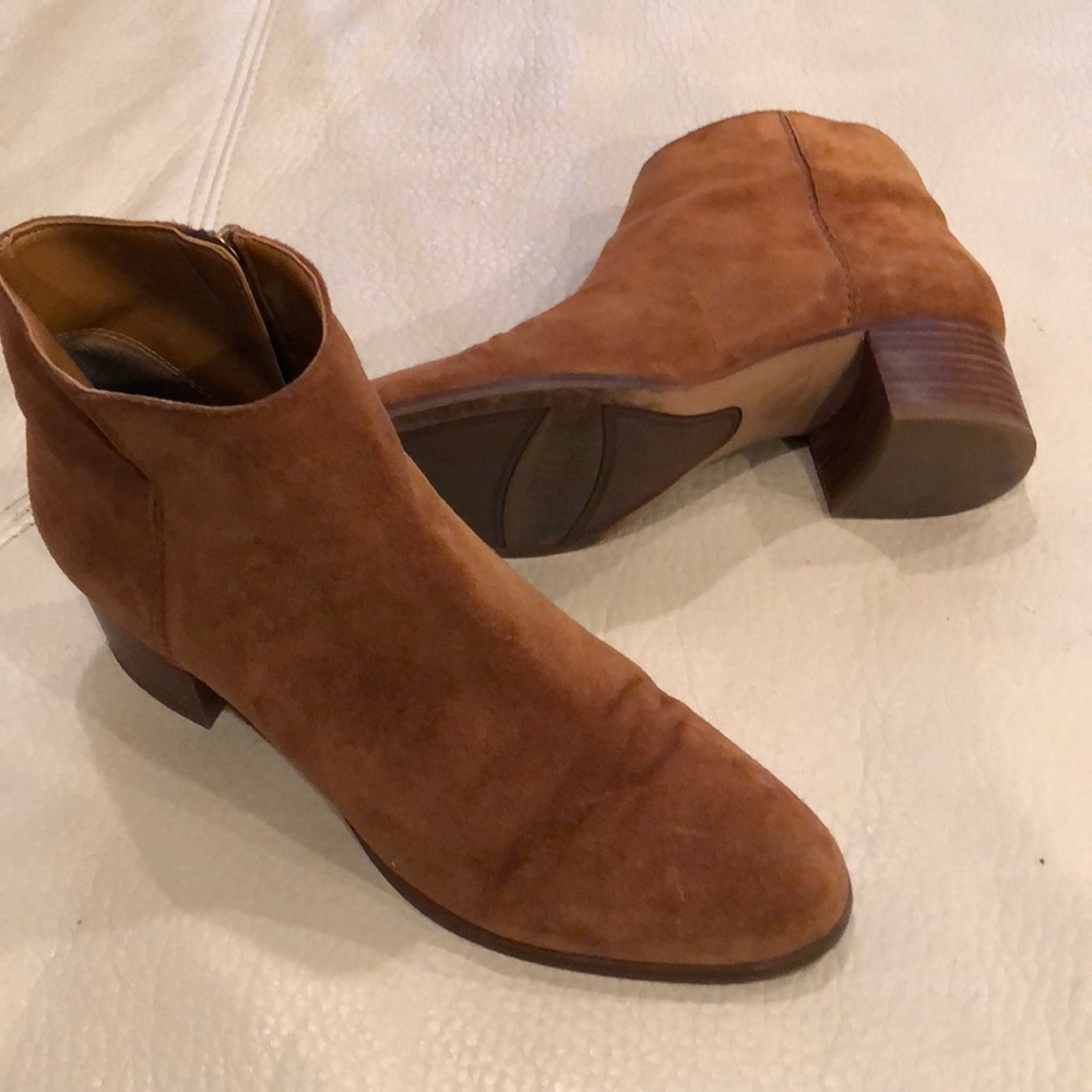 Lovely Tan Booties - Gem